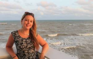 Ashley Blom – Writer ‣ Blogger ‣ Content Professional